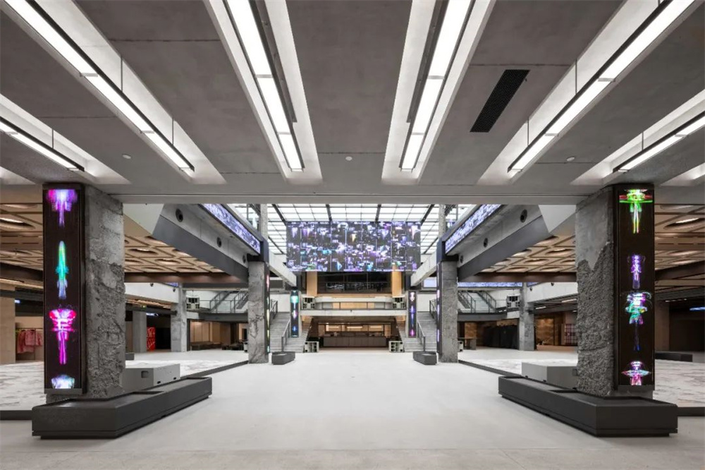 COSMO成都这个“青年磁场”都吸引了哪些人-空间印象商业空间设计公司