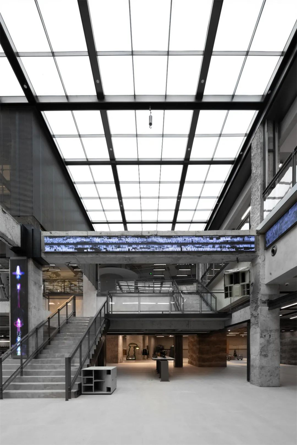 COSMO成都这个“青年磁场”都吸引了哪些人-空间印象商业空间设计公司